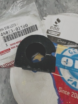 (1) NEW GENUINE TOYOTA COROLLA MATRIX FRONT STABILIZER BAR BUSHING ...