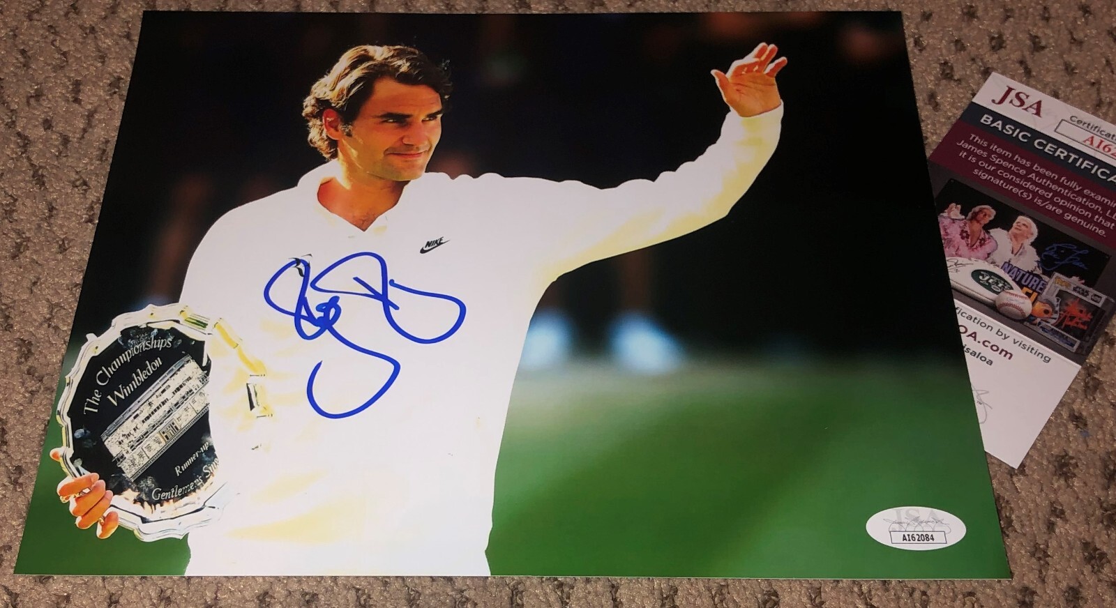 Roger Federer Autographed Memorabilia | Signed Photo, Jersey ...