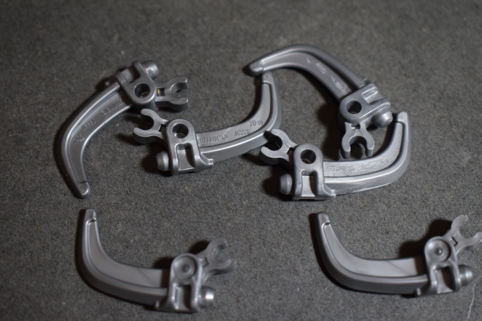 Lego 92220 Claw with Clip Select Colour Pack of 6 | eBay