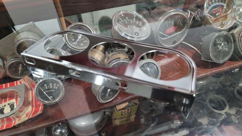 MOONeyes 3 GAUGE SET w Chrome Panel & Senders HOT ROD Custom OIL TEMP ...