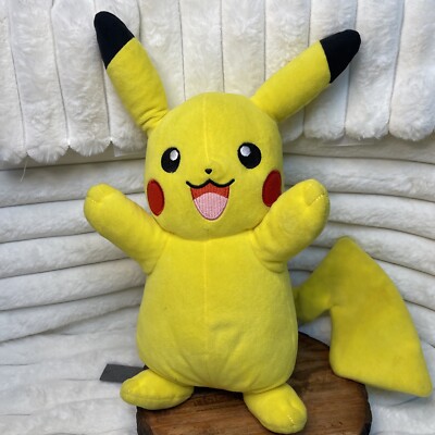Pokemon Electric Charge Pikachu Plush Light and Sound Talking Pika! 13 ...