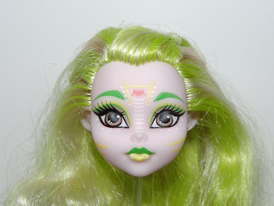 Monster High Batsy Claro Head Only | eBay