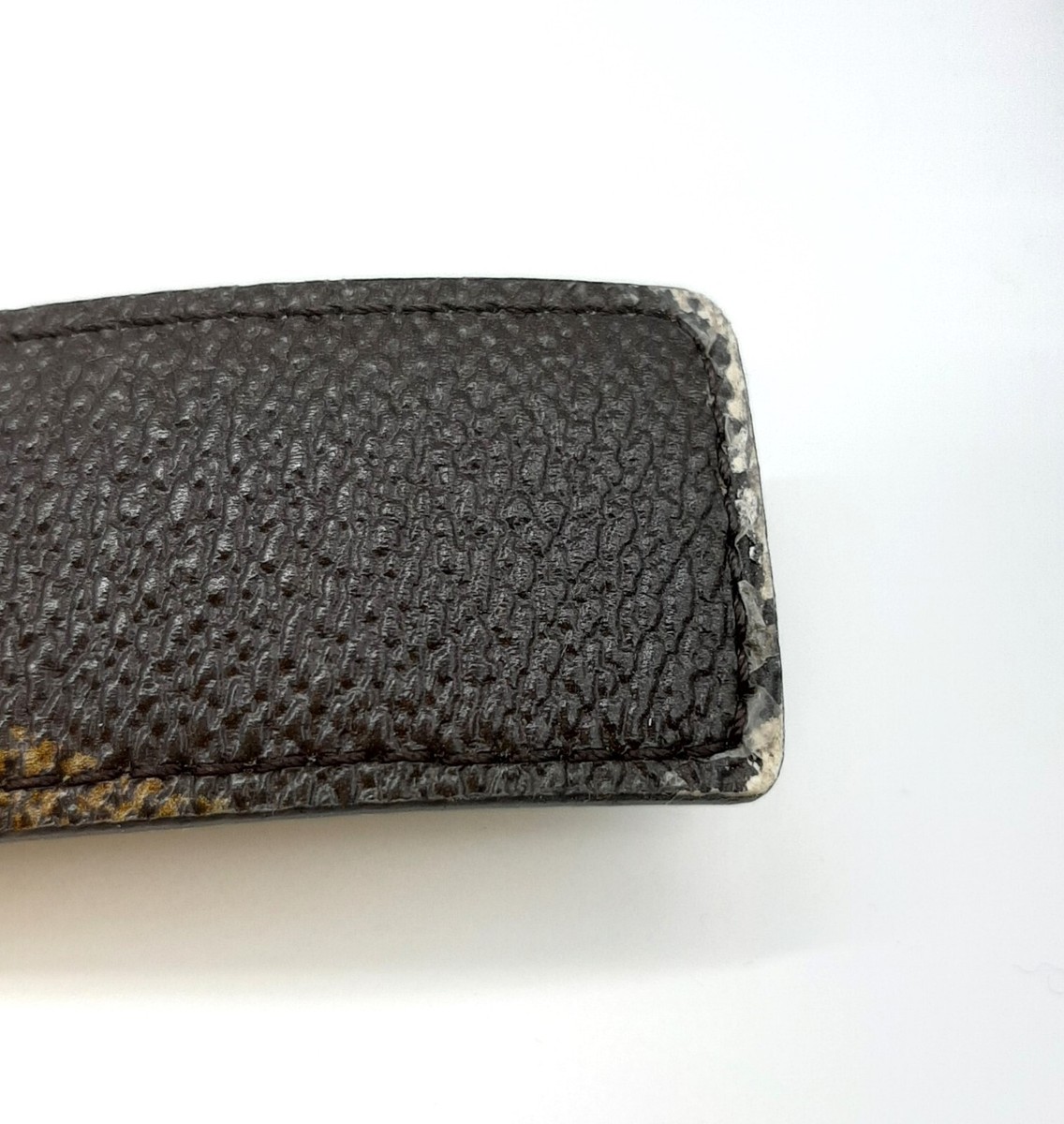 Louis Vuitton Belt M0149 LV Iconic 30mm Reversible Belt Louis Vuitton Belt M0149 LV Iconic 30mm Reversible Belt