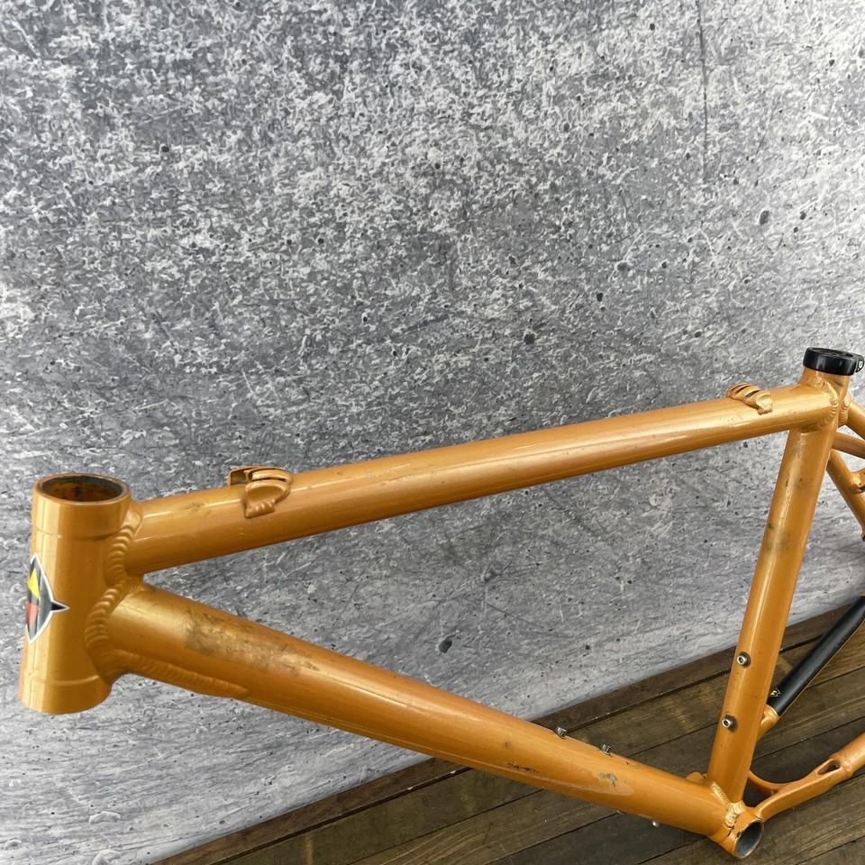 Vintage Fisher 17.5in Mountain Bike Frame Medium Orange Genesis 26 Disc ...