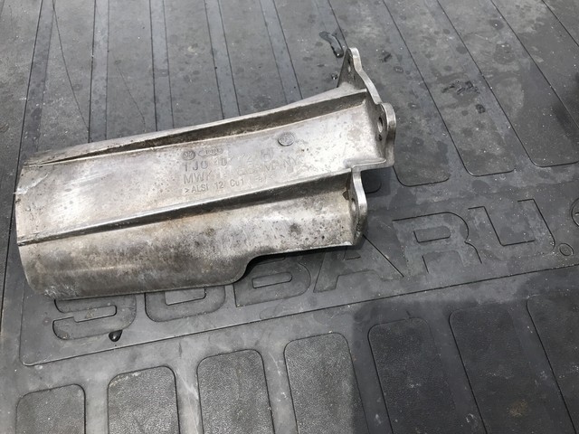 LH Axle Drive Shaft Shield Cover 99-05 VW Jetta Golf GTI Mk4 - 1j0 407 ...