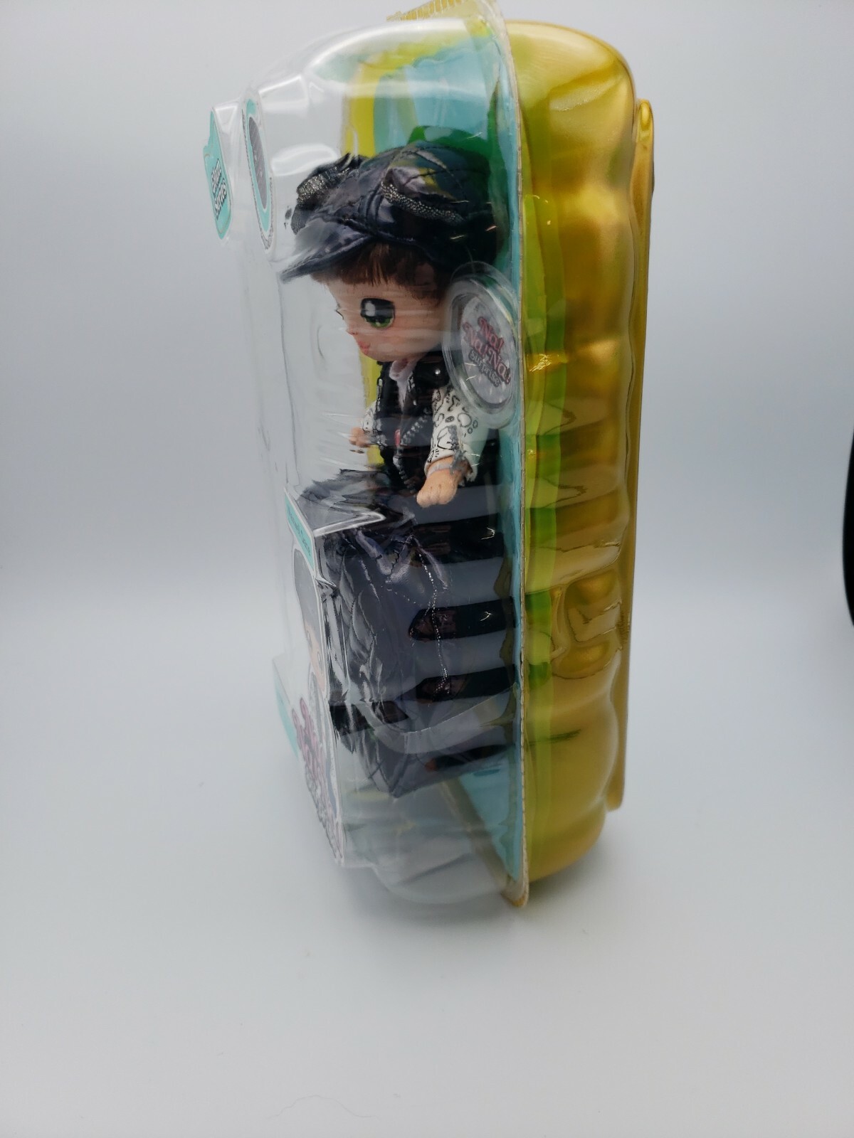 MGA Entertainment Na Na Na Surprise Glam Series Doll Maxwell Dane New ...