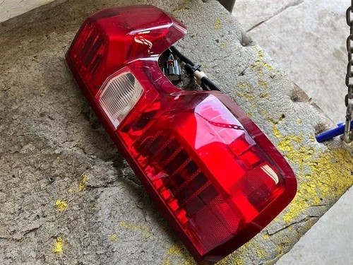 2019-23 CHEVROLET SILVERADO RH TAIL LAMP ASSY OEM PART# 86508777 for ...