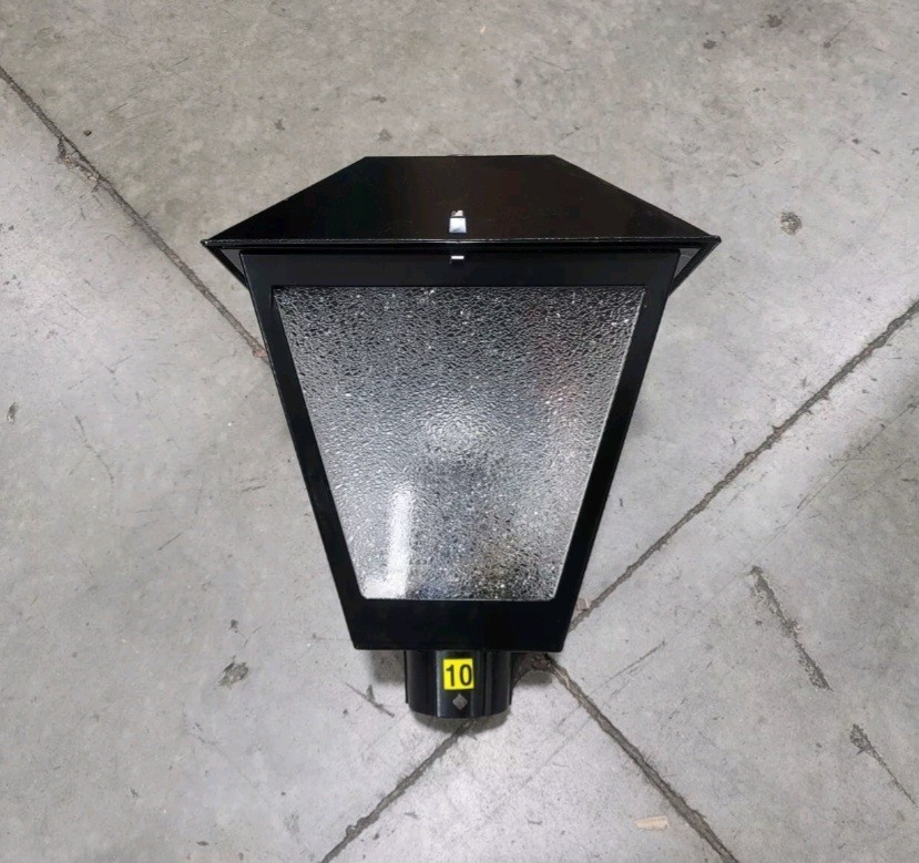 General Electric Town & Country 100w High Pressure Sodium Post Top ...