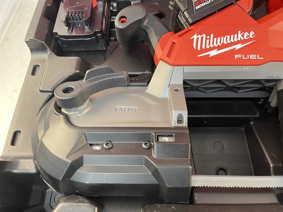 Milwaukee 2929-22 M18 Fuel Cordless Brushless Deep Cut Band Saw Kit | eBay