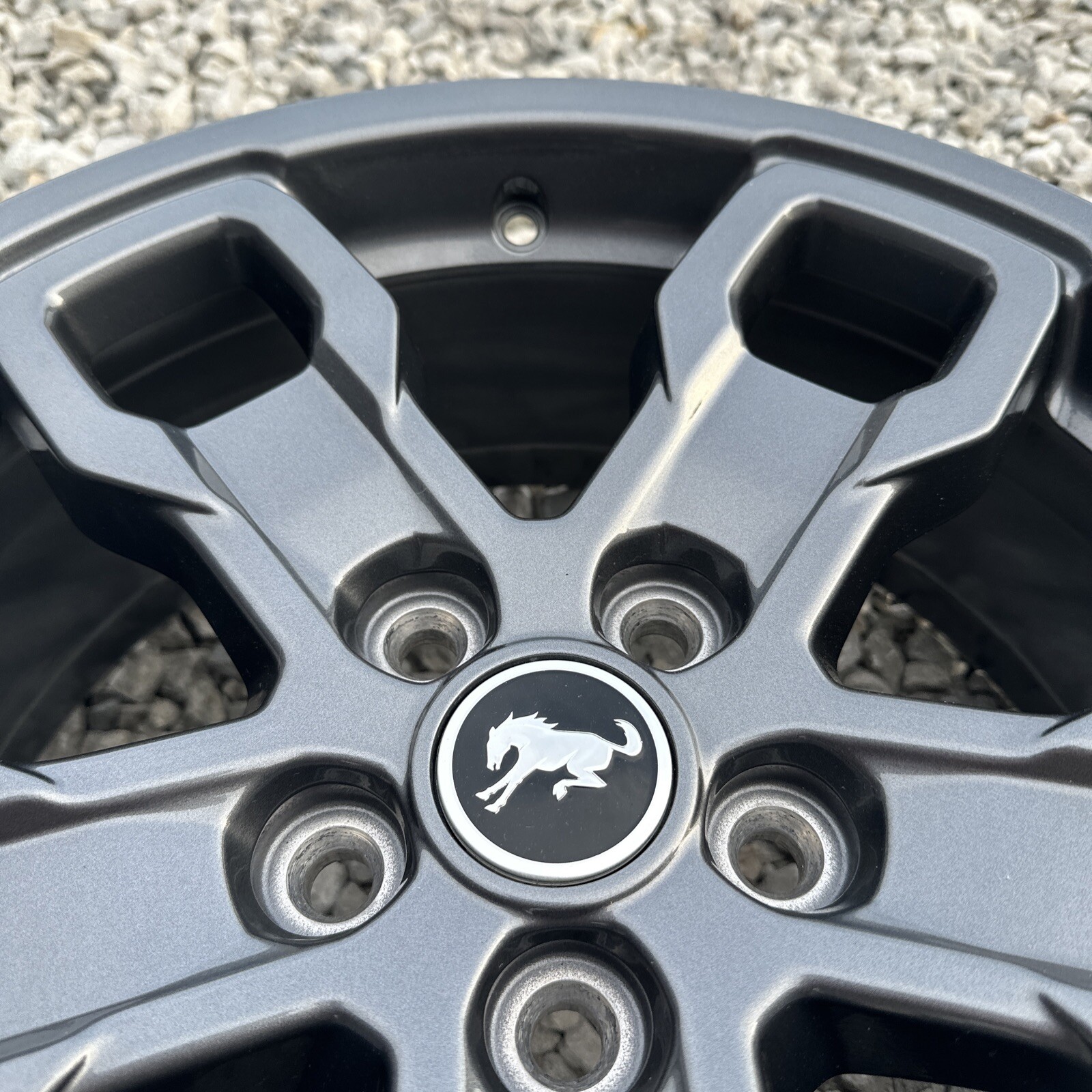 2021 2022 FORD BRONCO SPORT 17x7 17" OEM WHEEL RIM 10325 M1PC1007A1B | eBay