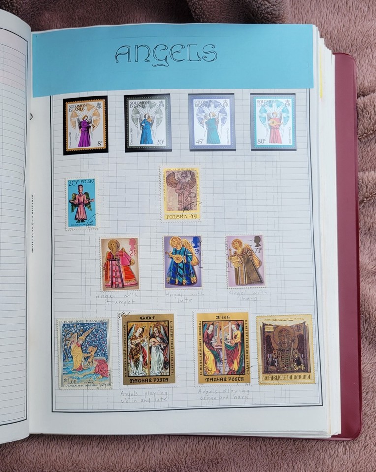 HARRIS POSTAGE STAMP ALBUM - Over 900+ US & World - New & Used Stamps ...