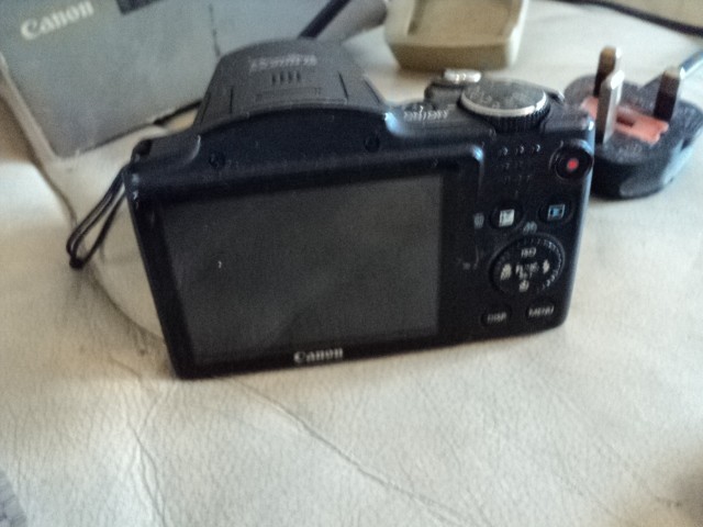 Canon PowerShot SX500 IS Digital Camera 16MP 30x Zoom Working With Box ...