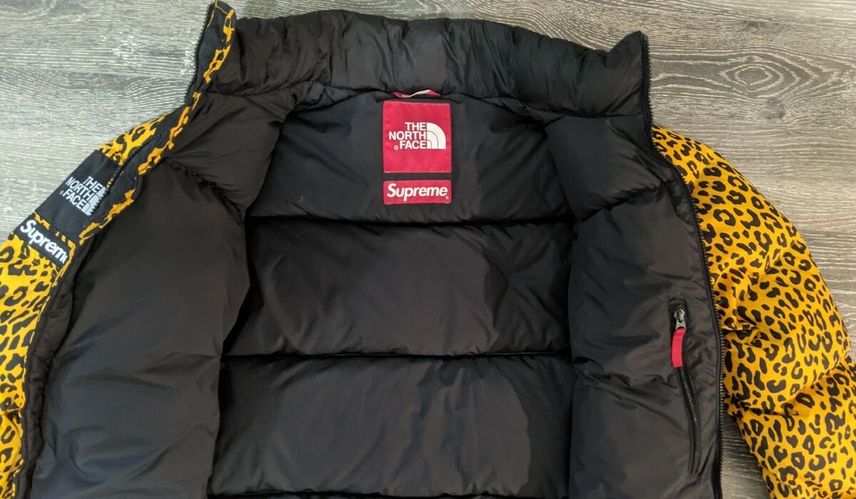 SUPREME x THE NORTH FACE Nuptse Jacket Yellow Leopard - 100 SUPREME x THE NORTH FACE Nuptse Jacket Yellow Leopard - 100
