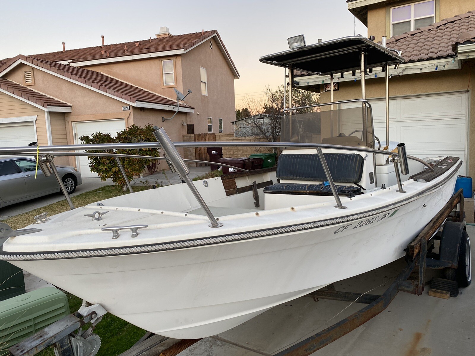 Amf Robalo fishing boat Needs A Lot Of Work Center Console | eBay