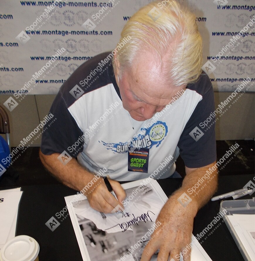 Framed Rodney Marsh Signed Photo - Fulham Black/White Autograph | eBay