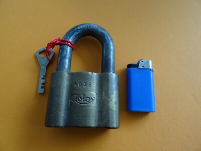 HEAVY OLD ANTIQUE ABLOY PADLOCK + KEY FINLAND . LOCK KEYS BRASS ...