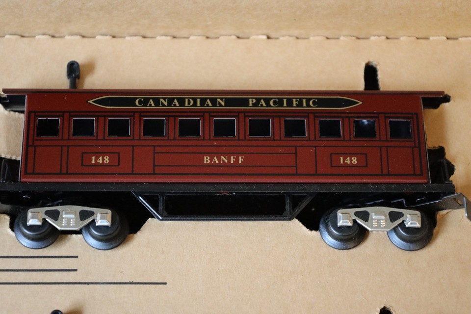 Marx O Trains 5192 AND 5193 Canadian Pacific Old Time Passenger Cars ...