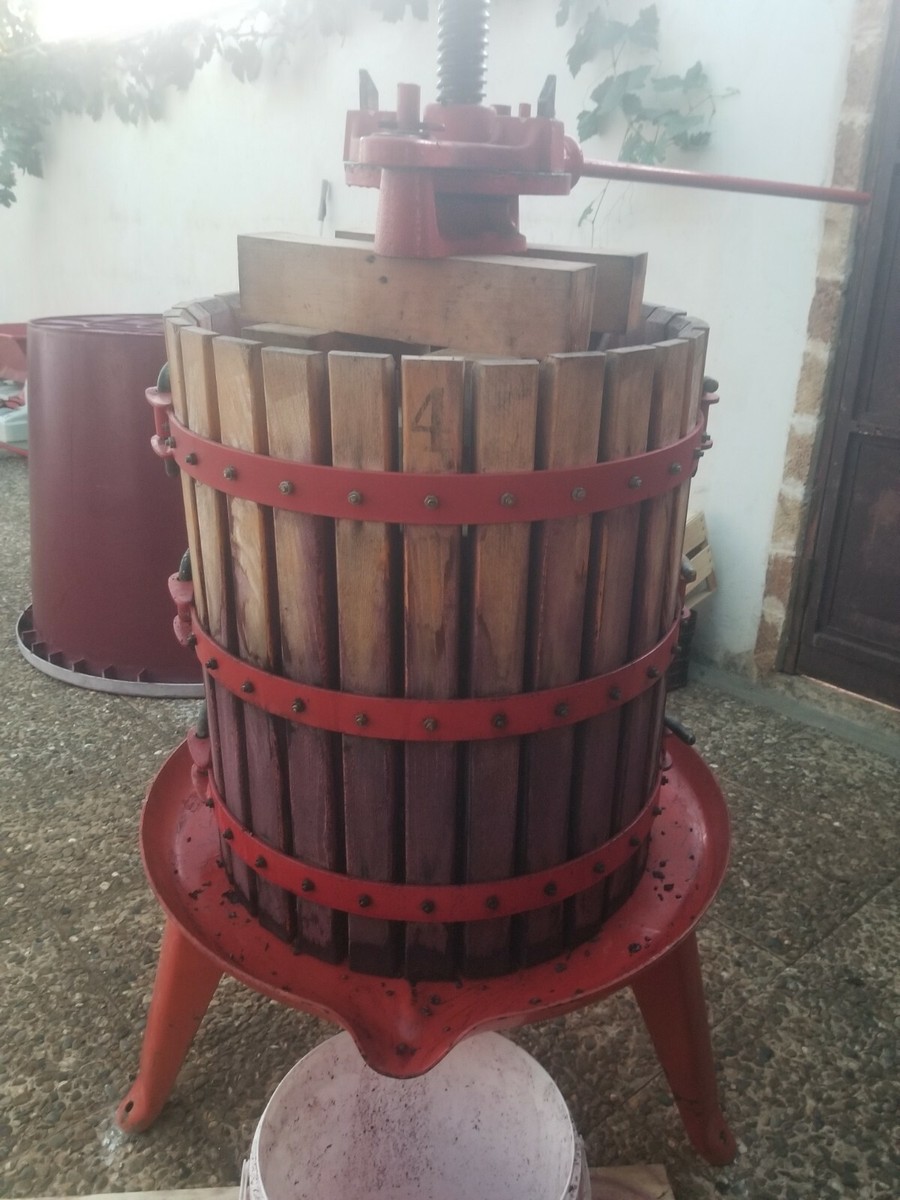 Torchio Per Uva Usato Calabria Foti Torchio Per Uva 55 Cm Diametro Con