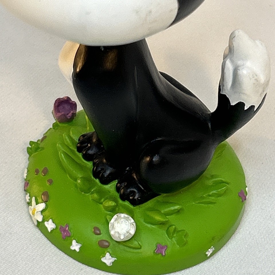 Looney Tunes Penelope Pussycat Character (Pepe Le Pew) Bobblehead 6" | eBay
