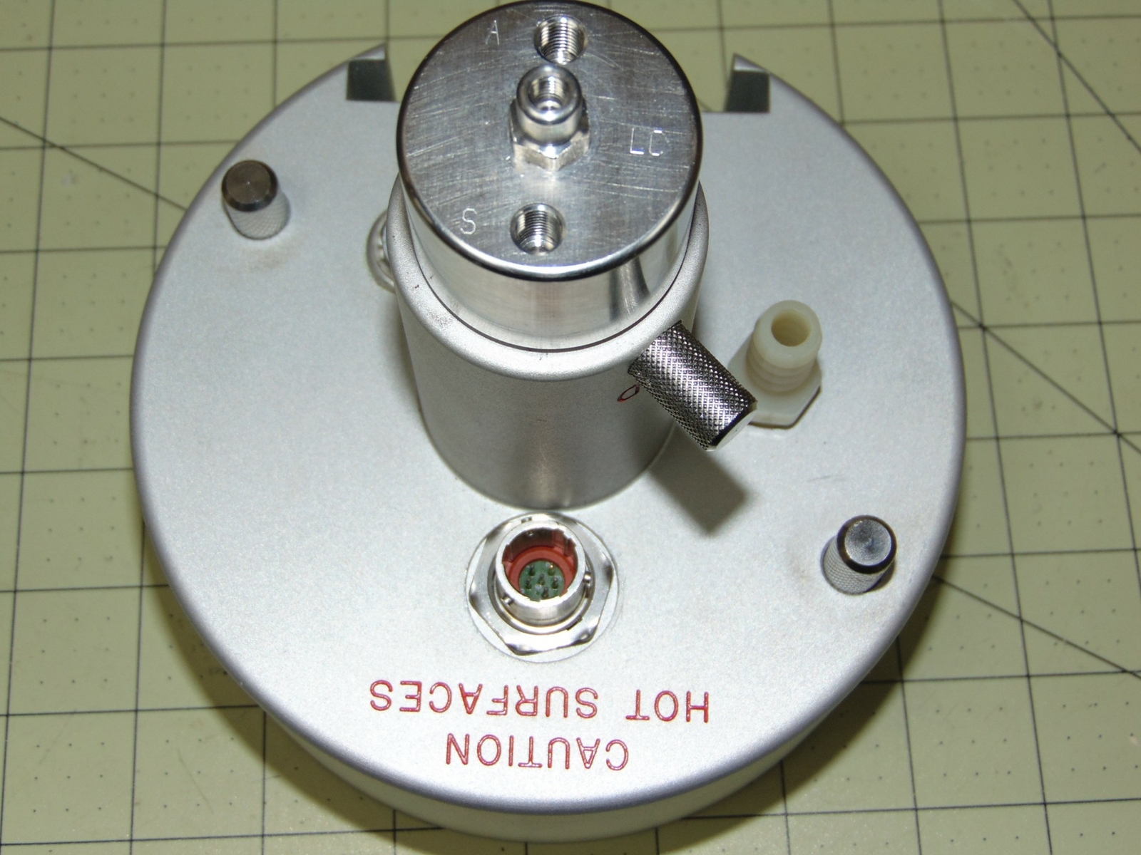 Thermo Finnigan MAT TSQ7000 Spectrophotometer MS LCQ APCI Flange as ...