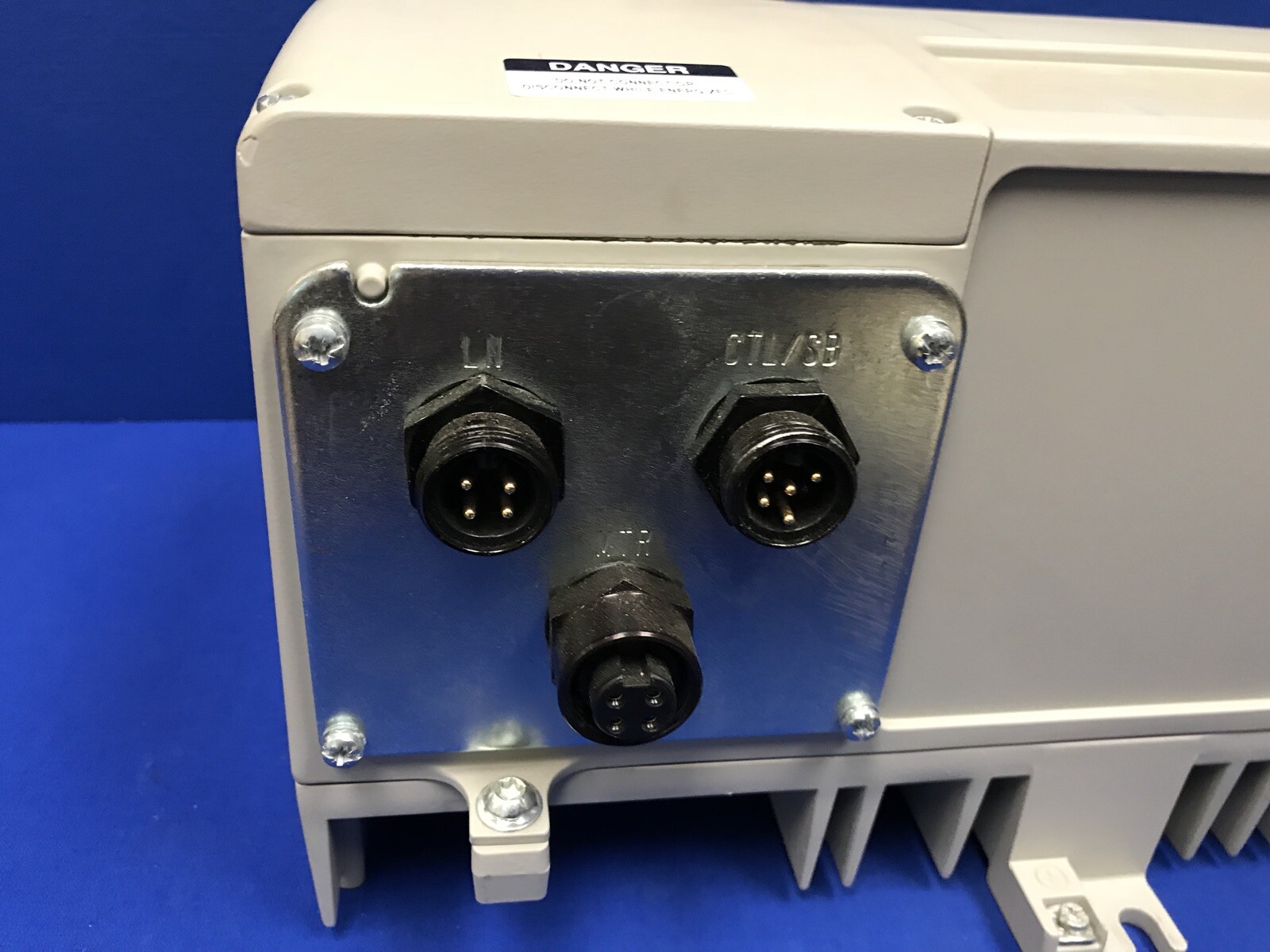 ALLEN BRADLEY 294E-FD4P2Z-G2-3 ArmorStart LT Distributed Motor ...