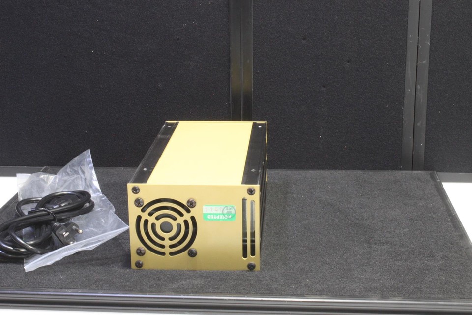 ACOPIAN 16 VOLT DC OUT L16MC880C3 Regulated Power Supply .TESTED ...