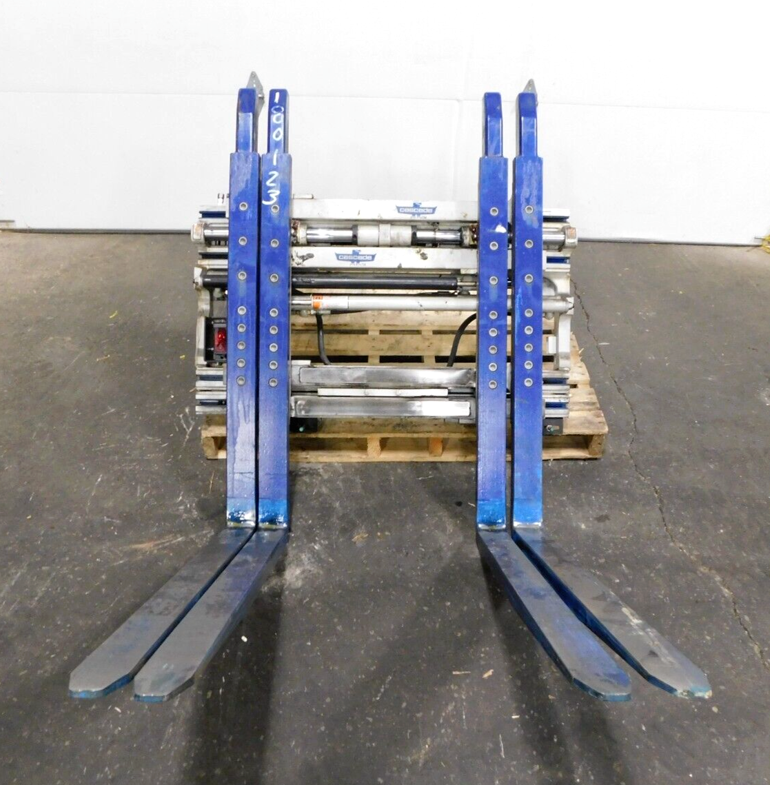 MO-5097, CASCADE 25G-42929RO SINGLE-DOUBLE LOAD PALLET HANDLER CLASS 3 ...