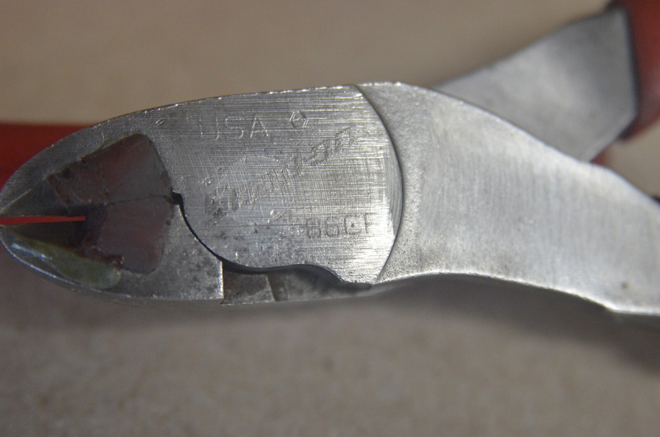 (Lot of 2) Snap-on Diagonal Soft Grip Cutter Snip Pliers 86CF- 6" (6-B ...