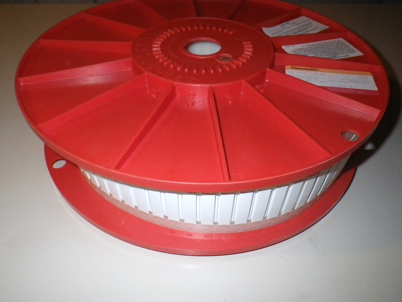 Chicago Mall ELECTRICAL INSULATION SLEEVING RAYCHEM Thermo TMS-1 4x1.50 ...