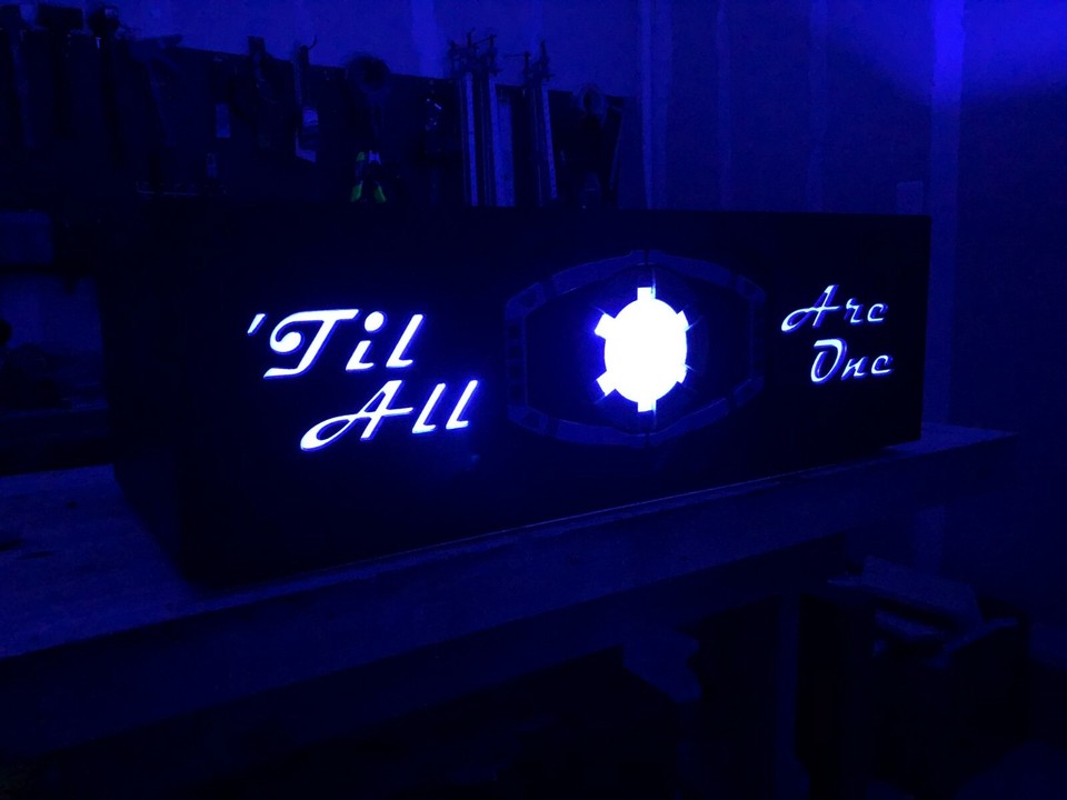 Custom Double Wide Detolf Display Base for Marvel DC Transformers NFL ...