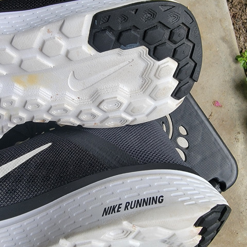 Nike Women’s FS Lite Run 3 807145-001 sz 7.5 Black White Running Shoes ...