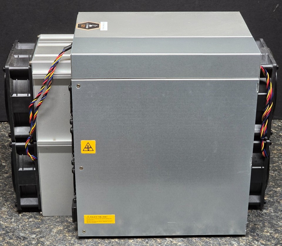 Bitmain Antminer S21 195TH/S 3412W Bitcoin Miner ASIC Miner + P13-C20 ...