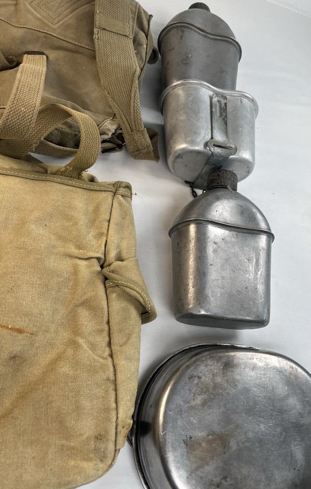 WWII US Army USMC Field Gear: USMC Upper Haversack, Musette, Canteens ...