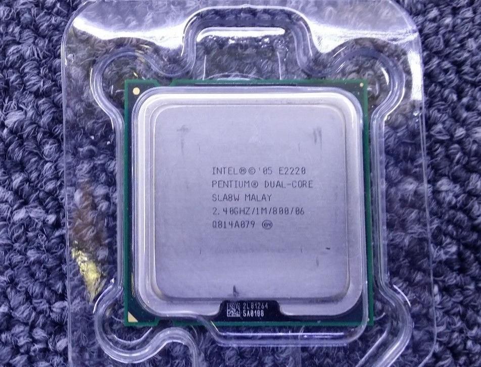 Intel Pentium Dual-Core Desktop CPU/Processor E2220 2.40GHz. LGA775 ...
