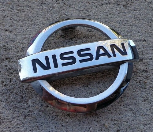 Nissan Versa trunk emblem badge decal logo symbol OEM Factory Genuine ...