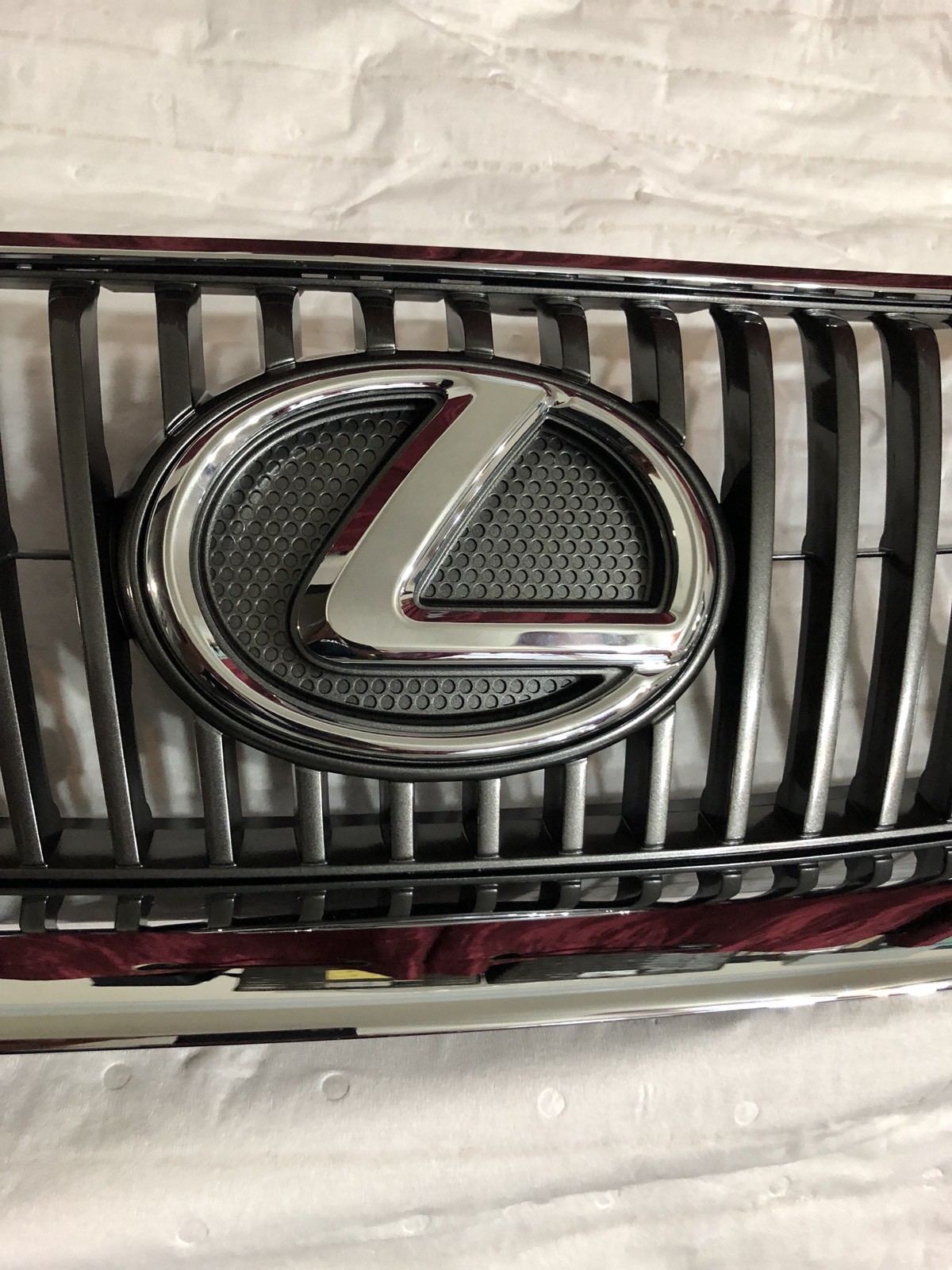 *NEW LEXUS IS250 IS350 GRILLE EMBLEM CHROME 2006-2014 W/O PRE CRASH ...