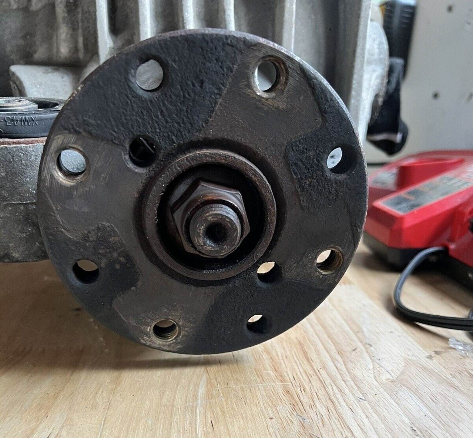 2002-2005 Ford Explorer Rear Axle Differential Carrier 3.55 Ratio | eBay