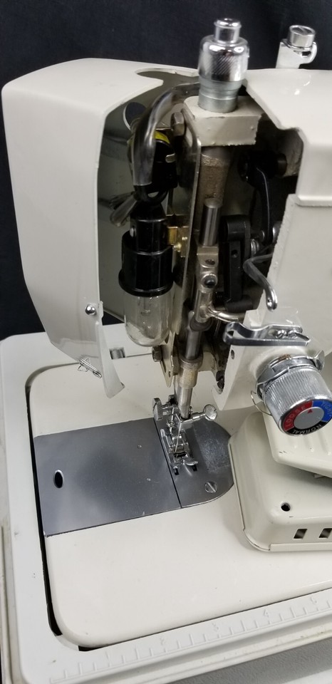 Vintage Dressmaker Sewing Machine Portable/Table Top | eBay