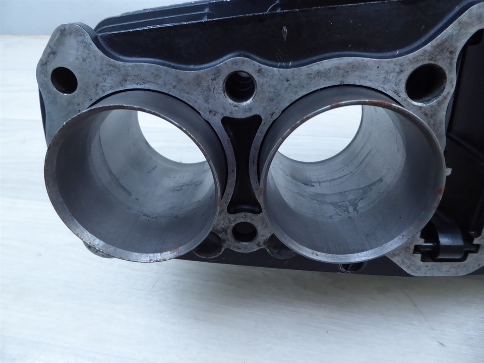 Kawasaki KZ1000 Engine Cylinder Jug and Pistons PL1235-8 | Japan | OE