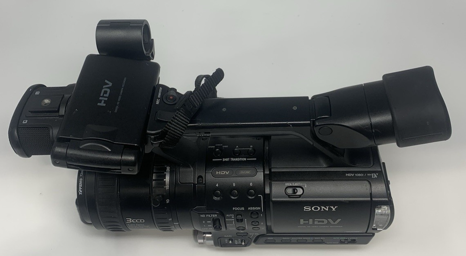 Sony HVR-Z1U Digital HD Video Camcorder 3CCD Black No Battery Excellent ...