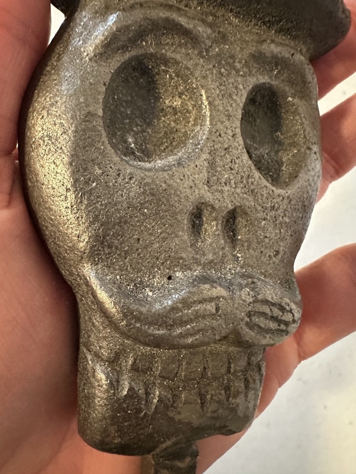 Cast iron skull wall hook mustache hat Mr. Calavera gray sugar skeleton ...