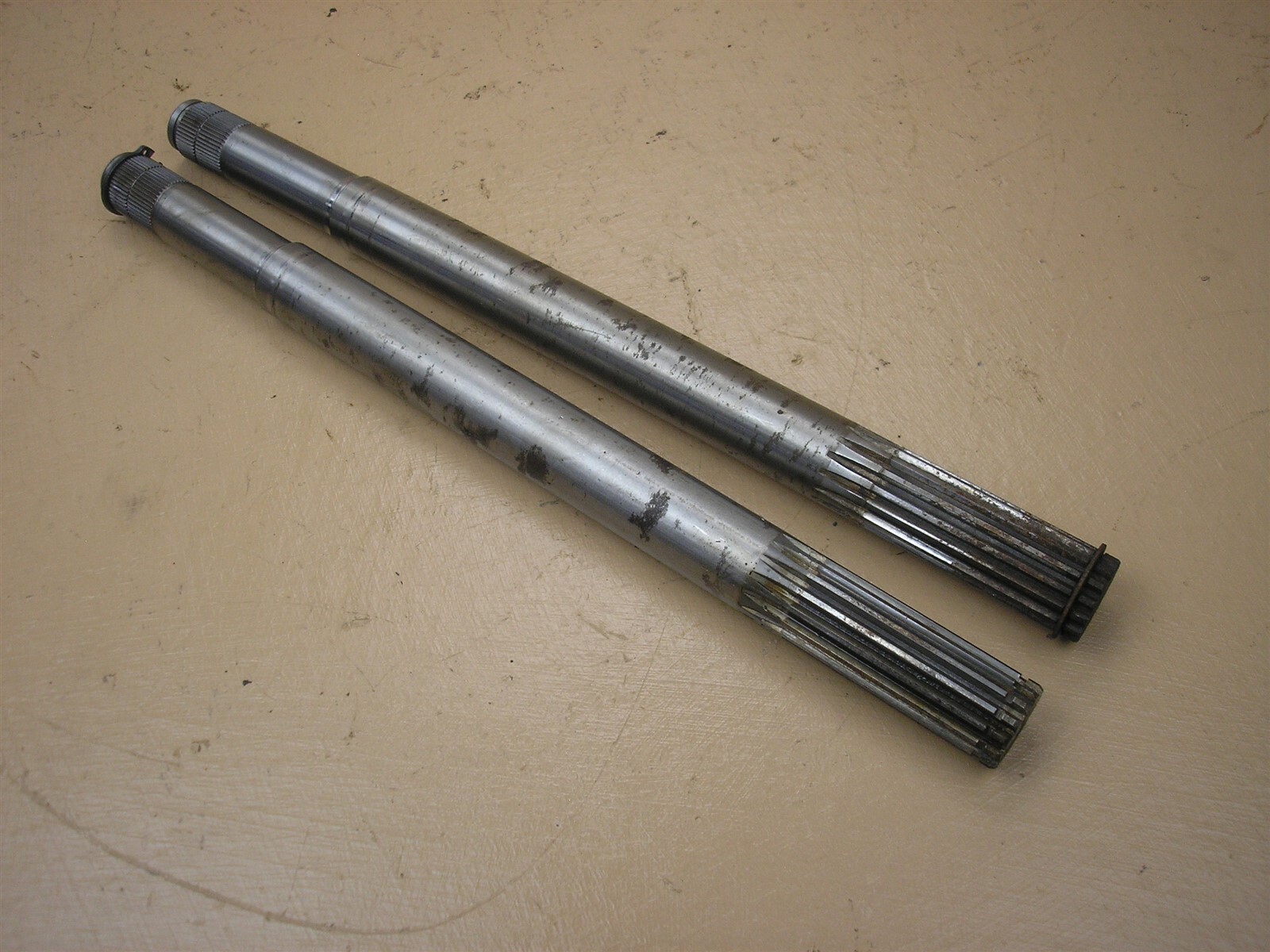 Massey Ferguson 12 Hydra Tractor Peerless 2402A Transaxle Splined Axle ...