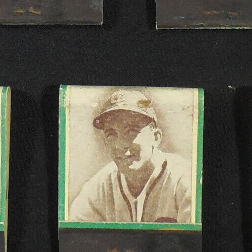 1937 Diamond Chicago Cubs COMPLETE UNUSED match book Clyde Shoun green ...