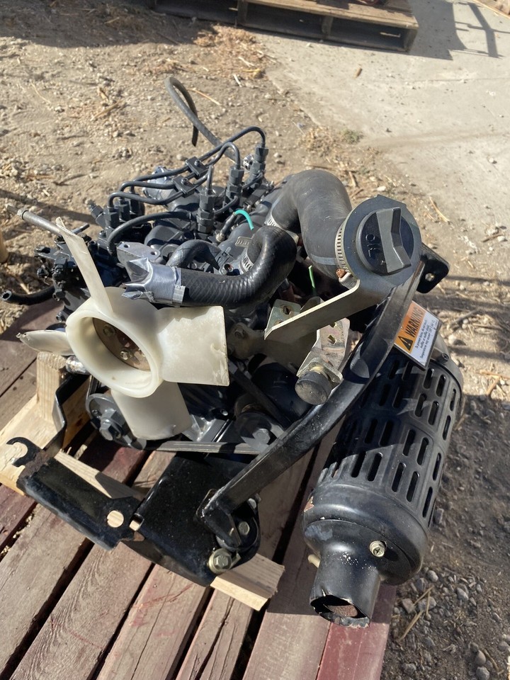 Kubota D662-E Engine Diesel 3 Cylinder Only 843 hours Perfect condition ...