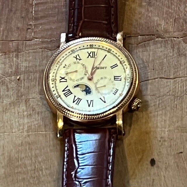 Stauer Mens Beige Multi Dial Maroon Leather Strap Quartz Watch 20390 ...