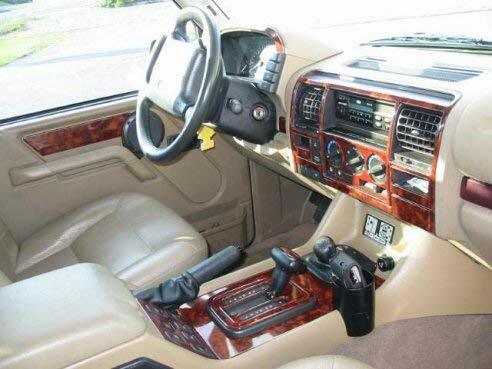 Land Rover Discovery 2 Interior