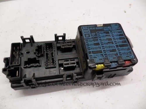 Mitsubishi Shogun Pajero 91-98 3.0 V6 base fuses relay fuse box board ...