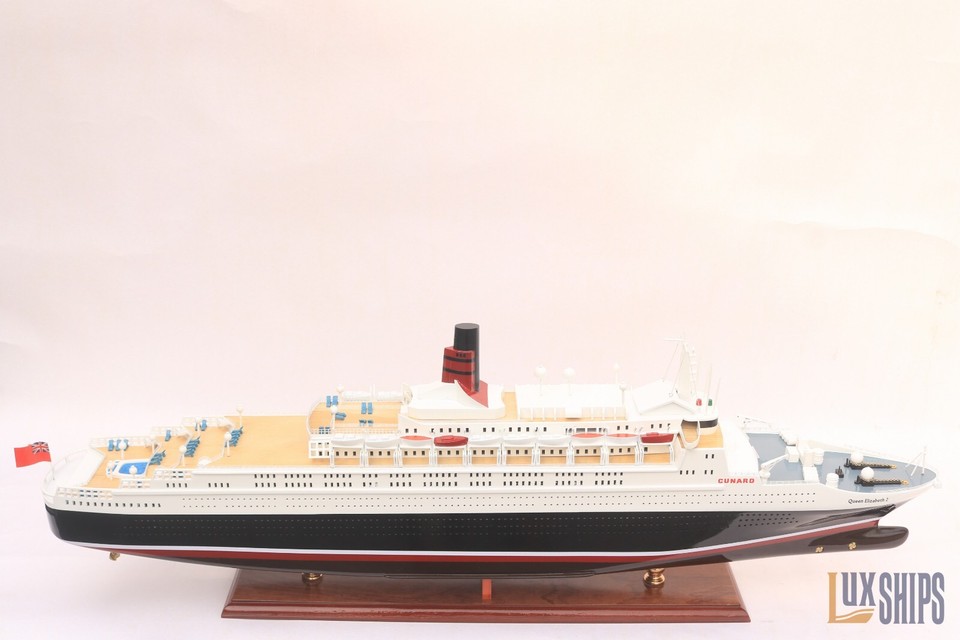 QUEEN ELIZABETH 2 Model Ship 100cm (40") | eBay