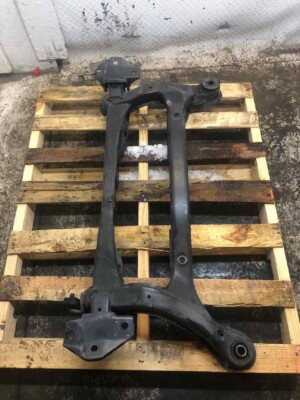 2001-2013 Toyota Highlander AWD Rear Engine Cradle Crossmember Assembly ...