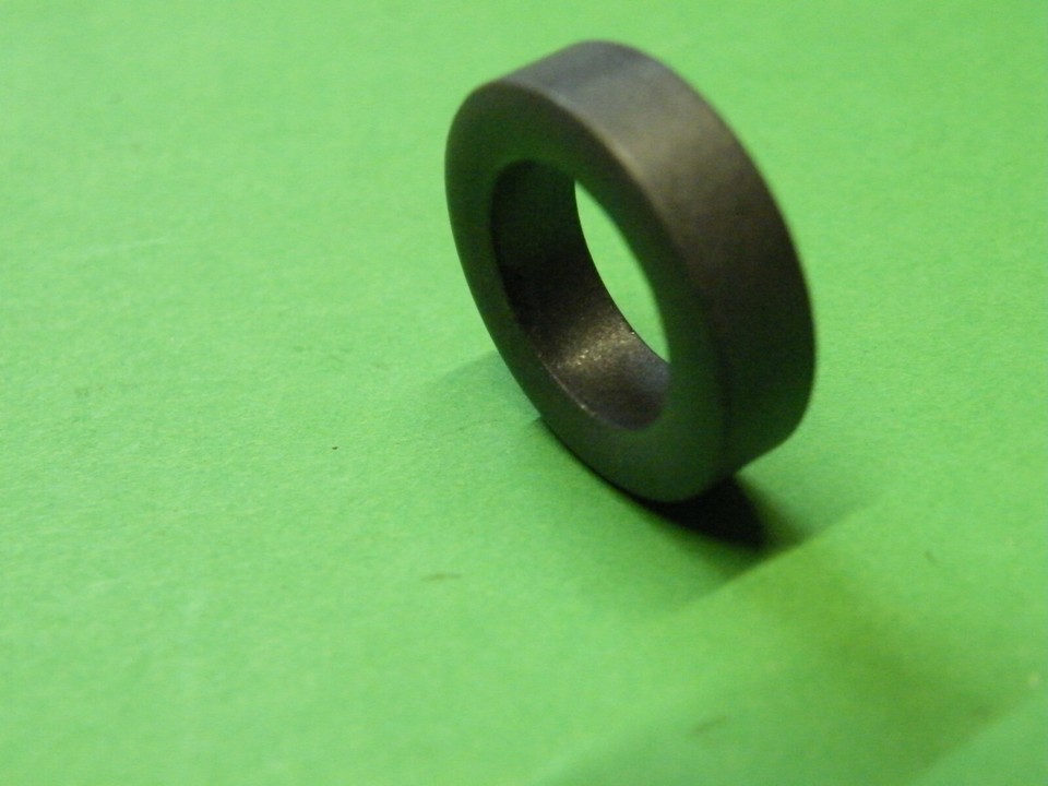 Type 43 Material Ferrite Toroid Core Ring Fair-rite FT82-43 19.8mm od ...